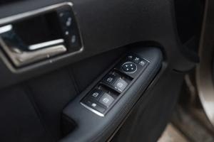 Коричневый Мерседес E 200 2011 в Лиепая, объемом двигателя 2.20 л и пробегом 258 тыс. км за 7700 €, фото 21 на AUTOMOTO.COM.LV