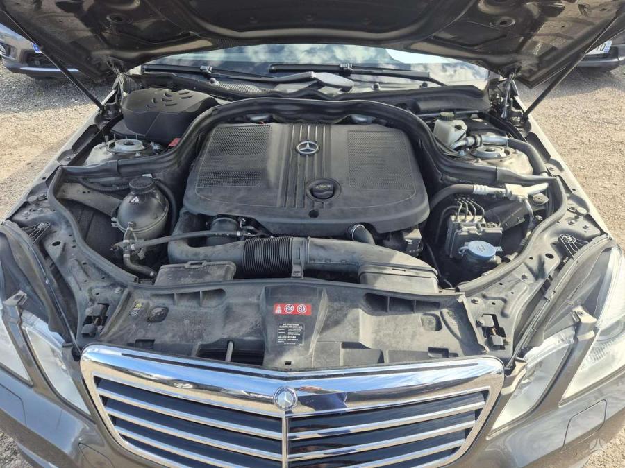 Коричневый Мерседес E 200 2011 в Утена, объемом двигателя 2.14 л и пробегом 267 тыс. км за 6200 €, фото 12 на AUTOMOTO.COM.LV