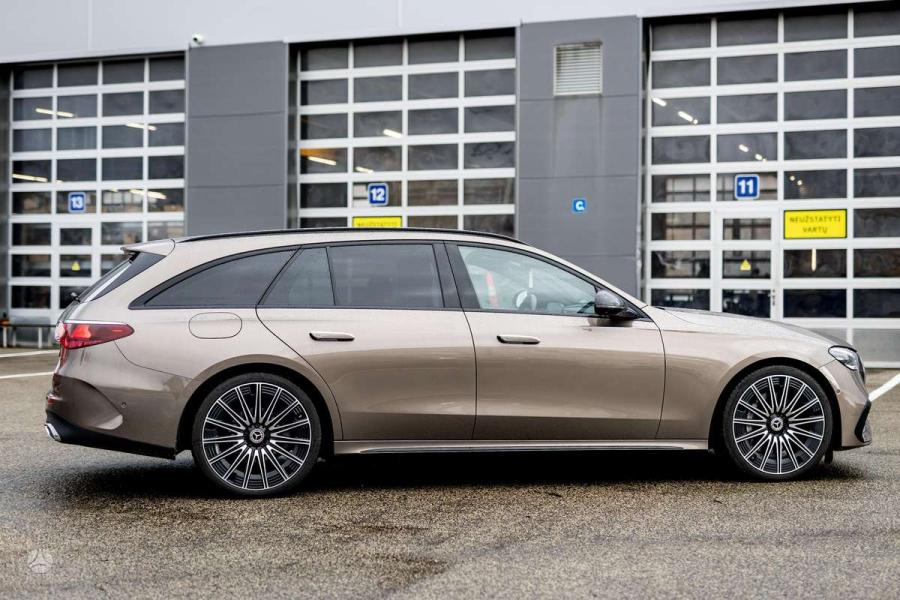 Brown Mercedes-Benz e-200 2024 in Vilnius, with an engine capacity of 2.00 L and mileage of 44 thousand km for 54900 €, photo 14 on AUTOMOTO.COM.LV