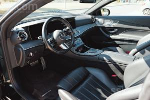 Зеленый Мерседес E 200 2023 в Юрмала, объемом двигателя 2.00 л и пробегом 82 тыс. км за 39000 €, фото 12 на AUTOMOTO.COM.LV