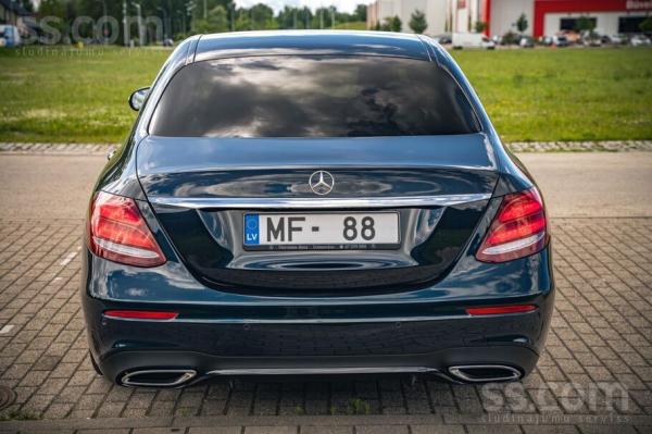 Zaļš Mercedes-Benz e-200 2017 Rīga, ar dzinēja tilpumu 2.00 L un nobraukumu 197 tūkst. km par 20990 €, foto 5 vietnē AUTOMOTO.COM.LV