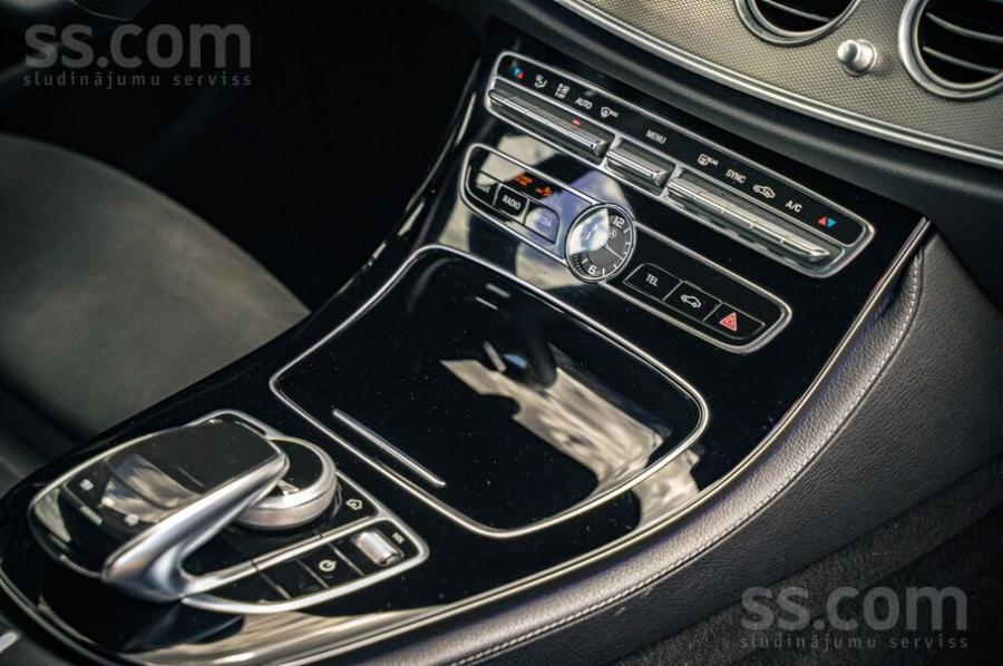 Zaļš Mercedes-Benz e-200 2017 Rīga, ar dzinēja tilpumu 2.00 L un nobraukumu 197 tūkst. km par 20990 €, foto 19 vietnē AUTOMOTO.COM.LV