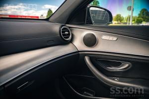 Zaļš Mercedes-Benz e-200 2017 Rīga, ar dzinēja tilpumu 2.00 L un nobraukumu 197 tūkst. km par 20990 €, foto 26 vietnē AUTOMOTO.COM.LV