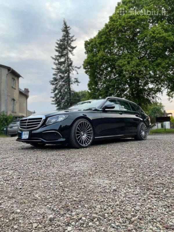 Zaļš Mercedes-Benz e-200 2017 Klaipėda, ar dzinēja tilpumu 2.00 L un nobraukumu 600 tūkst. km par 14200 €, foto 3 vietnē AUTOMOTO.COM.LV