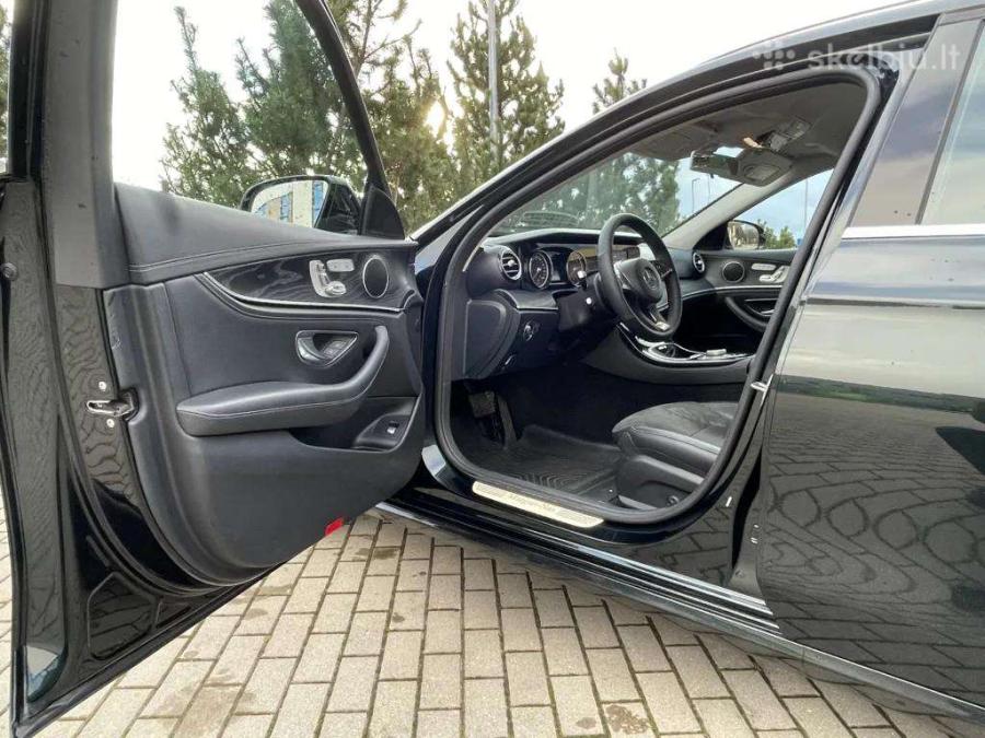 Green Mercedes-Benz e-200 2017 in Klaipeda, with an engine capacity of 2.00 L and mileage of 600 thousand km for 14200 €, photo 11 on AUTOMOTO.COM.LV