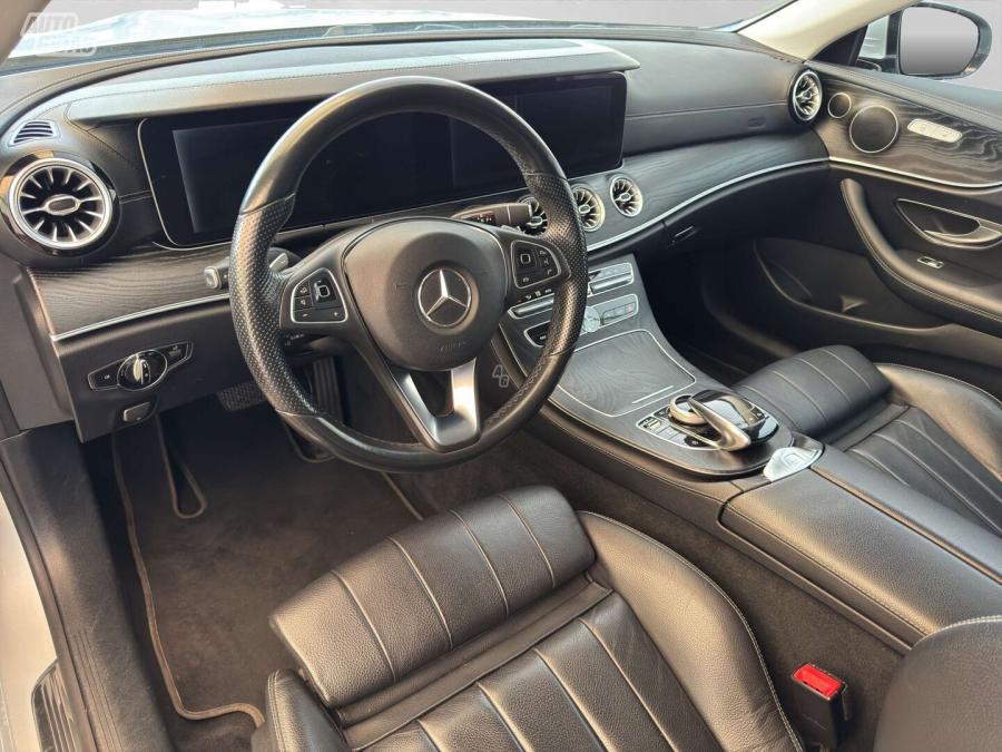 Grey Mercedes-Benz e-200 2018 in Kaunas, with an engine capacity of 2.00 L and mileage of 92 thousand km for 32546 €, photo 12 on AUTOMOTO.COM.LV