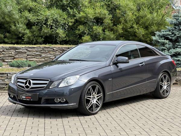 Grey Mercedes-Benz e-200 2010 in Kedainiai, with an engine capacity of 1.80 L and mileage of 246 thousand km for 7950 €, photo 1 on AUTOMOTO.COM.LV