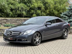 Grey Mercedes-Benz e-200 2010 in Kedainiai, with an engine capacity of 1.80 L and mileage of 246 thousand km for 7950 €, photo  on AUTOMOTO.COM.LV