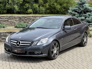 Grey Mercedes-Benz e-200 2010 in Kedainiai, with an engine capacity of 1.80 L and mileage of 246 thousand km for 7950 €, photo 3 on AUTOMOTO.COM.LV