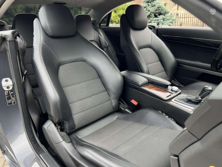 Grey Mercedes-Benz e-200 2010 in Kedainiai, with an engine capacity of 1.80 L and mileage of 246 thousand km for 7950 €, photo 27 on AUTOMOTO.COM.LV