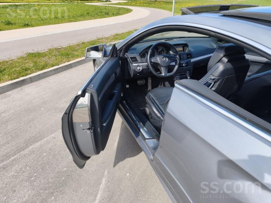 Pelēks Mercedes-Benz e-200 2011 Rīga, ar dzinēja tilpumu 1.80 L un nobraukumu 130 tūkst. km par 8880 €, foto 10 vietnē AUTOMOTO.COM.LV