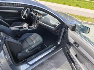 Pelēks Mercedes-Benz e-200 2011 Rīga, ar dzinēja tilpumu 1.80 L un nobraukumu 130 tūkst. km par 8880 €, foto 15 vietnē AUTOMOTO.COM.LV