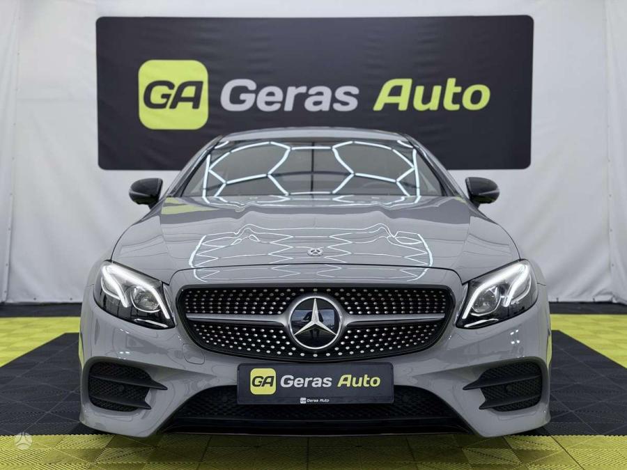 Pelēks Mercedes-Benz e-200 2017 Viļņa, ar dzinēja tilpumu 1.99 L un nobraukumu 102 tūkst. km par 26950 €, foto 3 vietnē AUTOMOTO.COM.LV