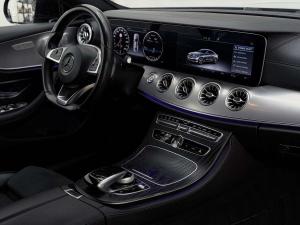 Pelēks Mercedes-Benz e-200 2017 Viļņa, ar dzinēja tilpumu 1.99 L un nobraukumu 102 tūkst. km par 26950 €, foto 16 vietnē AUTOMOTO.COM.LV