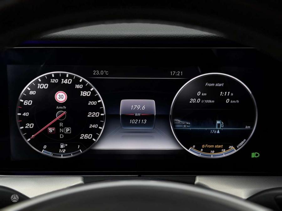 Grey Mercedes-Benz e-200 2017 in Vilnius, with an engine capacity of 1.99 L and mileage of 102 thousand km for 26950 €, photo 30 on AUTOMOTO.COM.LV
