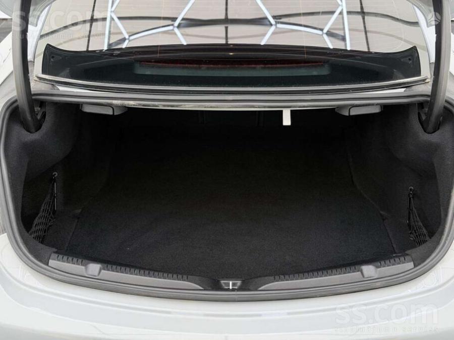 Pelēks Mercedes-Benz e-200 2017 Rīga, ar dzinēja tilpumu 2.00 L un nobraukumu 104 tūkst. km par 29950 €, foto 11 vietnē AUTOMOTO.COM.LV