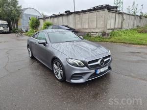 Pelēks Mercedes-Benz e-200 2019 Rīga, ar dzinēja tilpumu 2.00 L un nobraukumu 136 tūkst. km par 32990 €, foto 3 vietnē AUTOMOTO.COM.LV