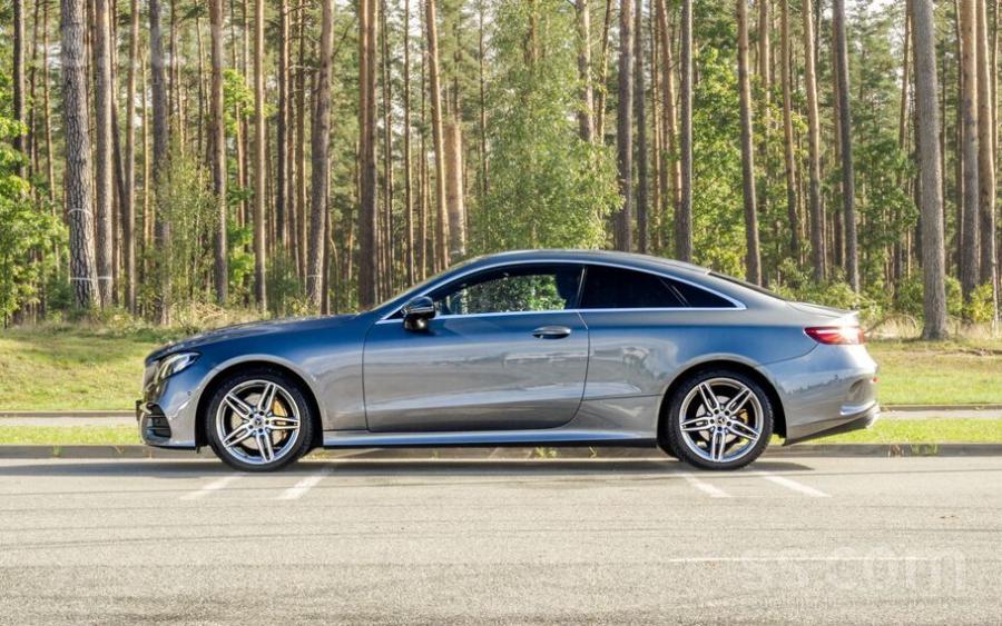 Серый Мерседес E 200 2019 в Рига, объемом двигателя 2.00 л и пробегом 136 тыс. км за 32990 €, фото 6 на AUTOMOTO.COM.LV