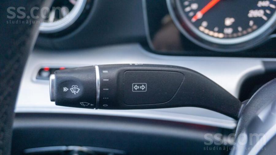 Серый Мерседес E 200 2019 в Рига, объемом двигателя 2.00 л и пробегом 136 тыс. км за 32990 €, фото 22 на AUTOMOTO.COM.LV
