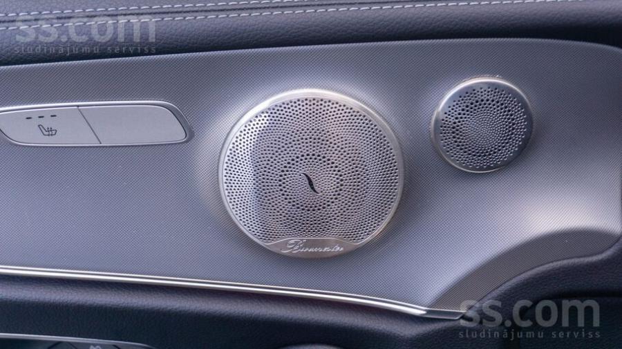 Серый Мерседес E 200 2019 в Рига, объемом двигателя 2.00 л и пробегом 136 тыс. км за 32990 €, фото 27 на AUTOMOTO.COM.LV