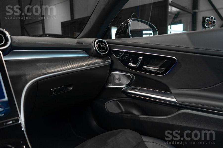 Pelēks Mercedes-Benz e-200 2024 Rīga, ar dzinēja tilpumu 2.00 L un nobraukumu 26 tūkst. km par 50820 €, foto 31 vietnē AUTOMOTO.COM.LV