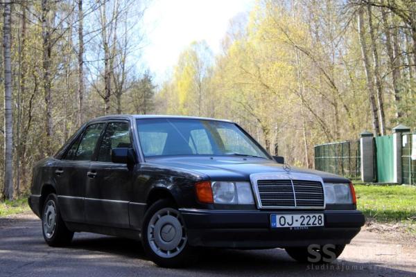 Pelēks Mercedes-Benz e-200 1993 Rīga, ar dzinēja tilpumu 2.00 L un nobraukumu 470 tūkst. km par 2999 €, foto 1 vietnē AUTOMOTO.COM.LV