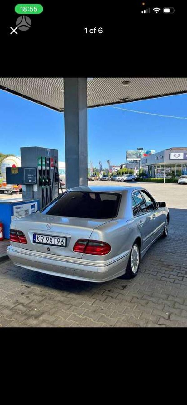Pelēks Mercedes-Benz e-200 2001 Kauņa, ar dzinēja tilpumu 2.00 L un nobraukumu 270 tūkst. km par 1299 €, foto 1 vietnē AUTOMOTO.COM.LV