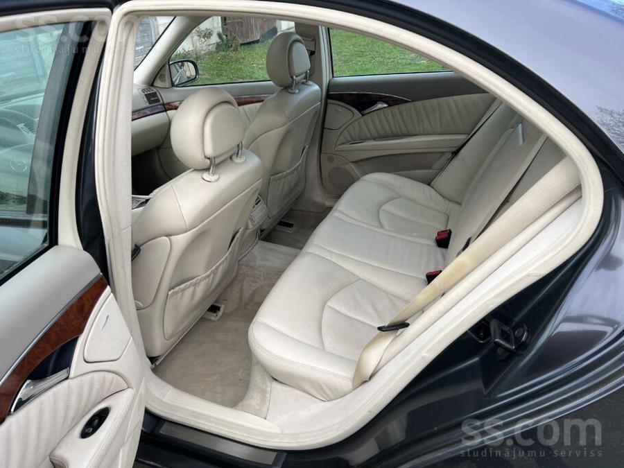 Pelēks Mercedes-Benz e-200 2004 Aizkraukle, ar dzinēja tilpumu 2.20 L un nobraukumu 220 tūkst. km par 6500 €, foto 6 vietnē AUTOMOTO.COM.LV