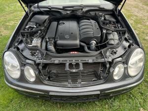 Pelēks Mercedes-Benz e-200 2004 Aizkraukle, ar dzinēja tilpumu 2.20 L un nobraukumu 220 tūkst. km par 6500 €, foto 10 vietnē AUTOMOTO.COM.LV