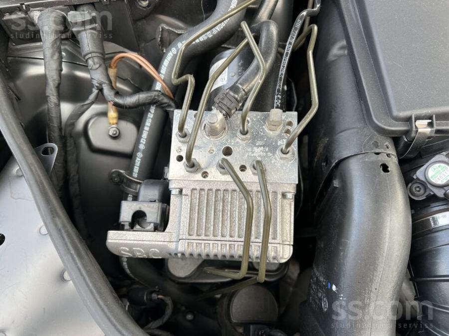 Pelēks Mercedes-Benz e-200 2004 Aizkraukle, ar dzinēja tilpumu 2.20 L un nobraukumu 220 tūkst. km par 6500 €, foto 19 vietnē AUTOMOTO.COM.LV