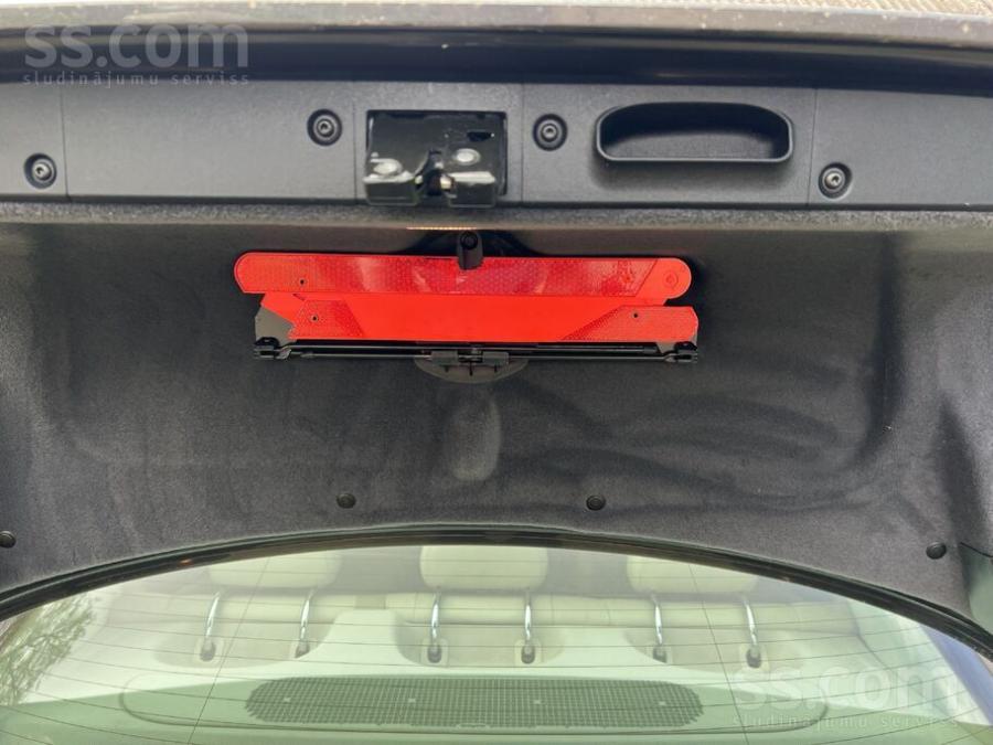 Pelēks Mercedes-Benz e-200 2004 Aizkraukle, ar dzinēja tilpumu 2.20 L un nobraukumu 220 tūkst. km par 6500 €, foto 21 vietnē AUTOMOTO.COM.LV