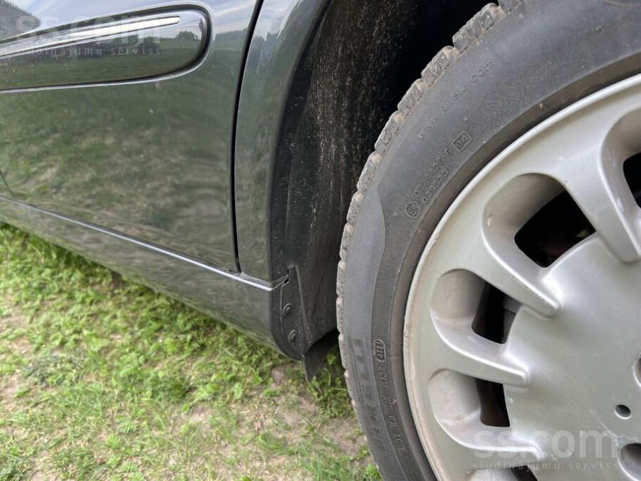 Pelēks Mercedes-Benz e-200 2004 Aizkraukle, ar dzinēja tilpumu 2.20 L un nobraukumu 220 tūkst. km par 6500 €, foto 25 vietnē AUTOMOTO.COM.LV