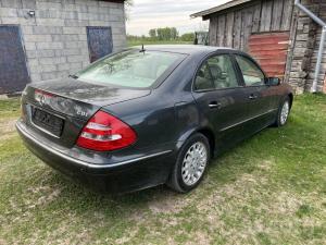 Pelēks Mercedes-Benz e-200 2004 Aizkraukle, ar dzinēja tilpumu 2.20 L un nobraukumu 220 tūkst. km par 6500 €, foto 32 vietnē AUTOMOTO.COM.LV