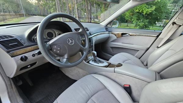 Grey Mercedes-Benz e-200 2004 in Siauliai, with an engine capacity of 1.80 L and mileage of 302 thousand km for 2350 €, photo 7 on AUTOMOTO.COM.LV