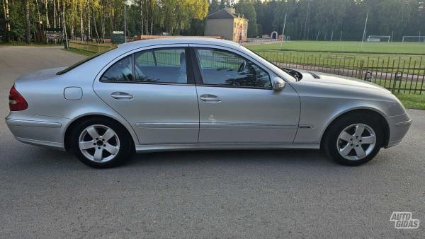 Grey Mercedes-Benz e-200 2004 in Siauliai, with an engine capacity of 1.80 L and mileage of 302 thousand km for 2350 €, photo 8 on AUTOMOTO.COM.LV