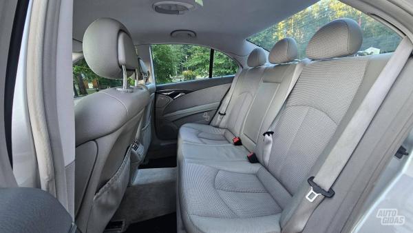 Grey Mercedes-Benz e-200 2004 in Siauliai, with an engine capacity of 1.80 L and mileage of 302 thousand km for 2350 €, photo 10 on AUTOMOTO.COM.LV