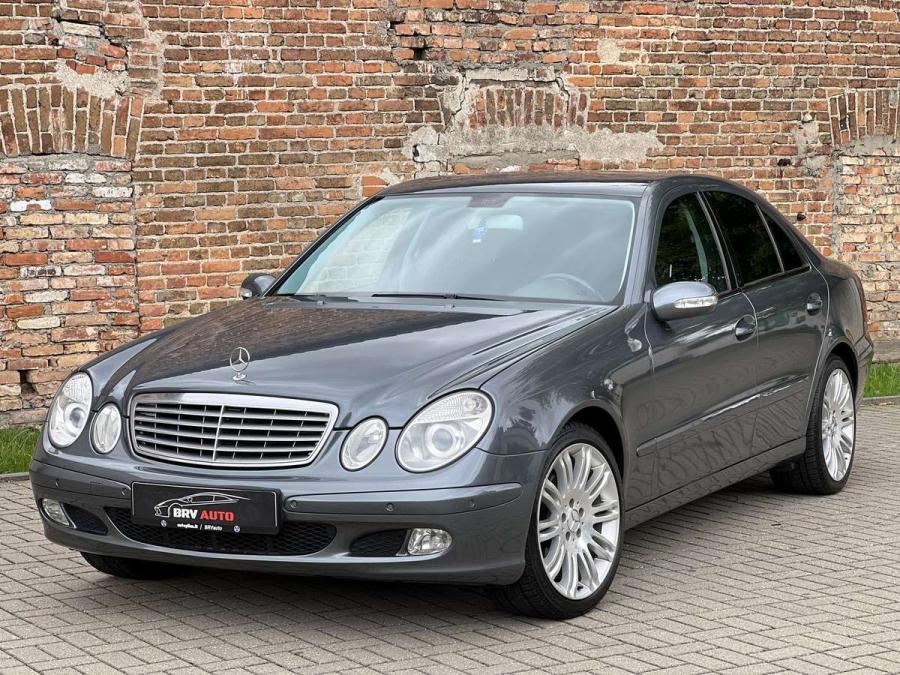 Grey Mercedes-Benz e-200 2006 in Kedainiai, with an engine capacity of 2.15 L and mileage of 275 thousand km for 4250 €, photo 3 on AUTOMOTO.COM.LV