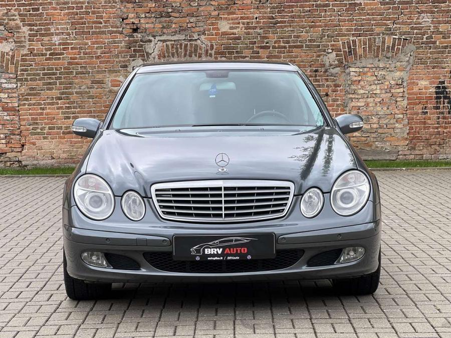Grey Mercedes-Benz e-200 2006 in Kedainiai, with an engine capacity of 2.15 L and mileage of 275 thousand km for 4250 €, photo 4 on AUTOMOTO.COM.LV