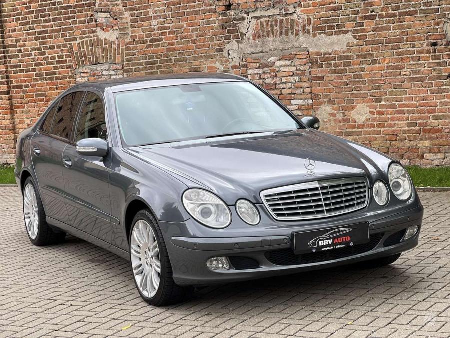 Grey Mercedes-Benz e-200 2006 in Kedainiai, with an engine capacity of 2.15 L and mileage of 275 thousand km for 4250 €, photo 5 on AUTOMOTO.COM.LV