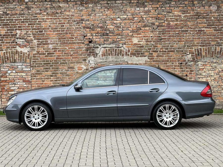 Grey Mercedes-Benz e-200 2006 in Kedainiai, with an engine capacity of 2.15 L and mileage of 275 thousand km for 4250 €, photo 10 on AUTOMOTO.COM.LV