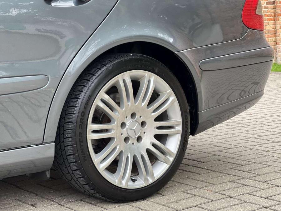 Grey Mercedes-Benz e-200 2006 in Kedainiai, with an engine capacity of 2.15 L and mileage of 275 thousand km for 4250 €, photo 12 on AUTOMOTO.COM.LV