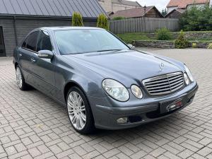 Grey Mercedes-Benz e-200 2006 in Kedainiai, with an engine capacity of 2.15 L and mileage of 275 thousand km for 4250 €, photo 14 on AUTOMOTO.COM.LV