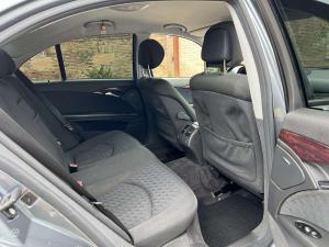 Grey Mercedes-Benz e-200 2006 in Kedainiai, with an engine capacity of 2.15 L and mileage of 275 thousand km for 4250 €, photo 21 on AUTOMOTO.COM.LV