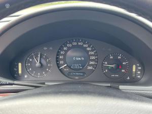 Grey Mercedes-Benz e-200 2006 in Kedainiai, with an engine capacity of 2.15 L and mileage of 275 thousand km for 4250 €, photo 31 on AUTOMOTO.COM.LV