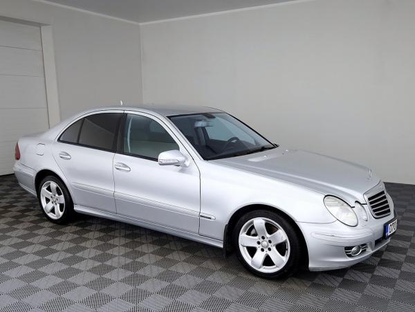 Pelēks Mercedes-Benz e-200 2007 Tallina, ar dzinēja tilpumu 2.10 L un nobraukumu 349 tūkst. km par 1899 €, foto 9 vietnē AUTOMOTO.COM.LV