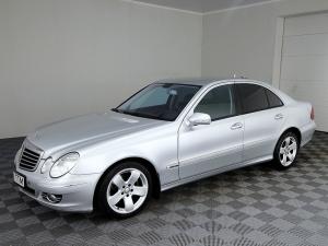 Pelēks Mercedes-Benz e-200 2007 Tallina, ar dzinēja tilpumu 2.10 L un nobraukumu 349 tūkst. km par 1899 €, foto 11 vietnē AUTOMOTO.COM.LV