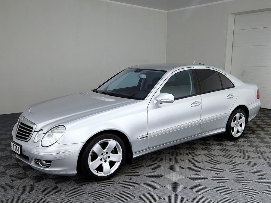 Pelēks Mercedes-Benz e-200 2007 Tallina, ar dzinēja tilpumu 2.10 L un nobraukumu 349 tūkst. km par 1899 €, foto 11 vietnē AUTOMOTO.COM.LV