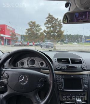Grey Mercedes-Benz e-200 2007 in Riga, with an engine capacity of 2.10 L and mileage of 359 thousand km for 3000 €, photo 6 on AUTOMOTO.COM.LV