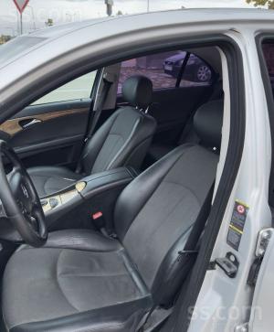 Grey Mercedes-Benz e-200 2007 in Riga, with an engine capacity of 2.10 L and mileage of 359 thousand km for 3000 €, photo 7 on AUTOMOTO.COM.LV