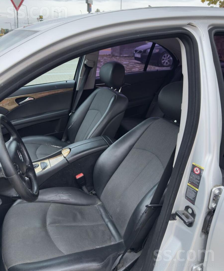 Grey Mercedes-Benz e-200 2007 in Riga, with an engine capacity of 2.10 L and mileage of 359 thousand km for 3000 €, photo 7 on AUTOMOTO.COM.LV